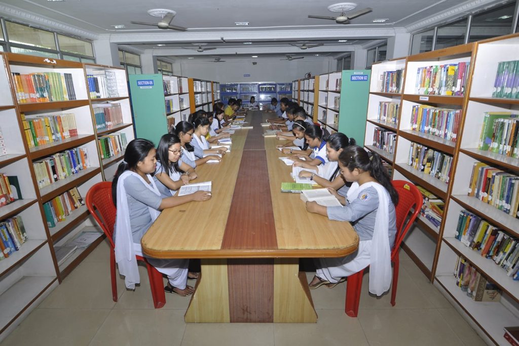 Maulana Azad Central Library – USTM